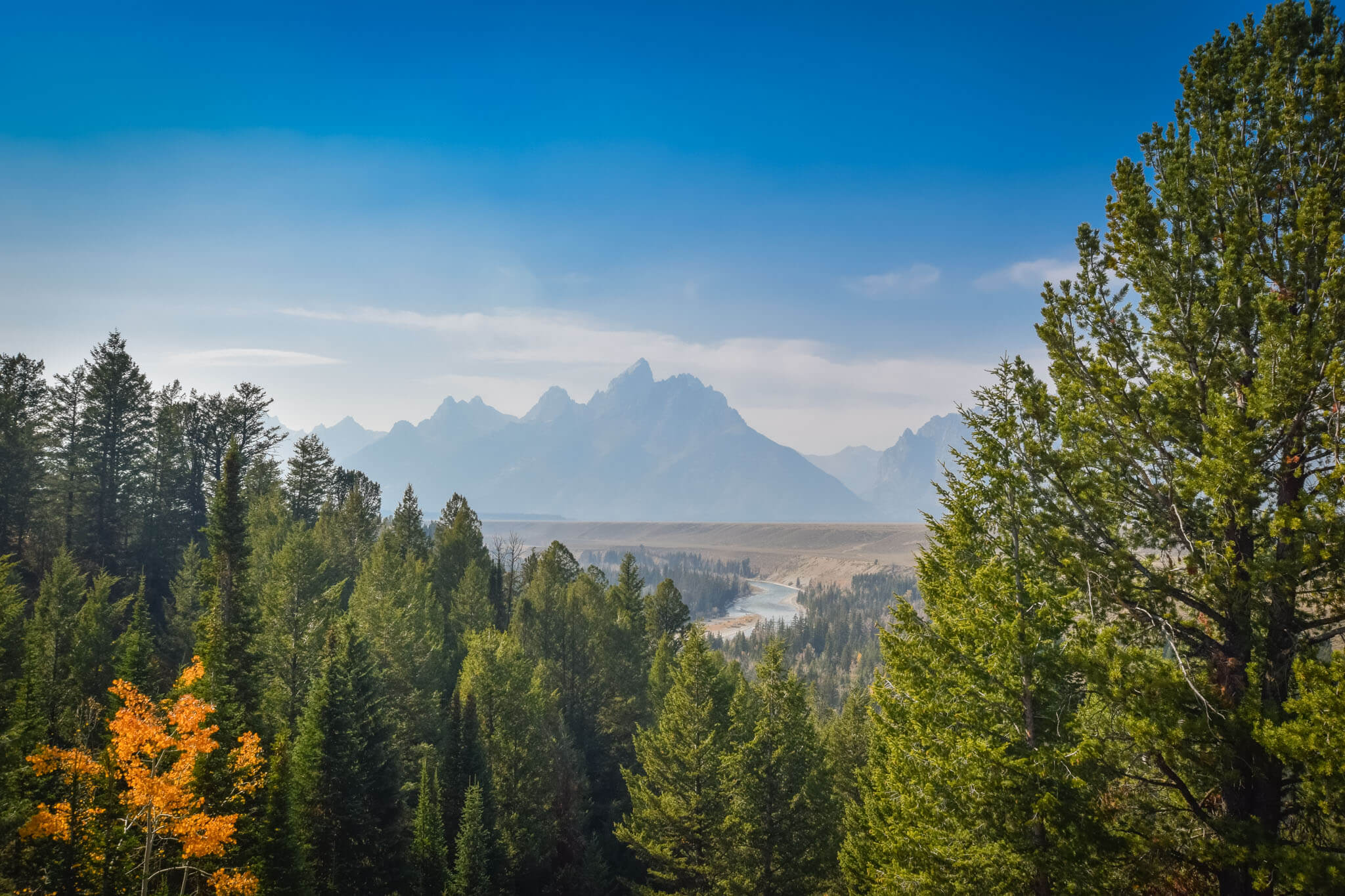 An Amazing 2 Day Grand Teton Itinerary - A Couple Days Travel