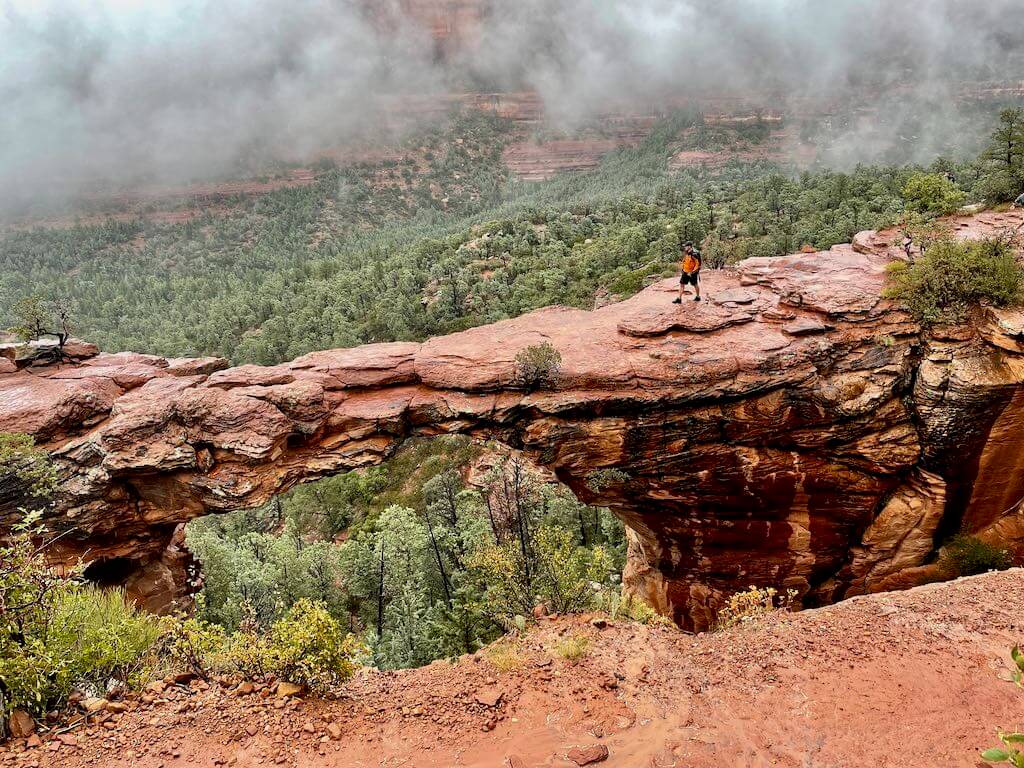 How to Hike Devils Bridge Trail in Sedona - A Couple Days Travel